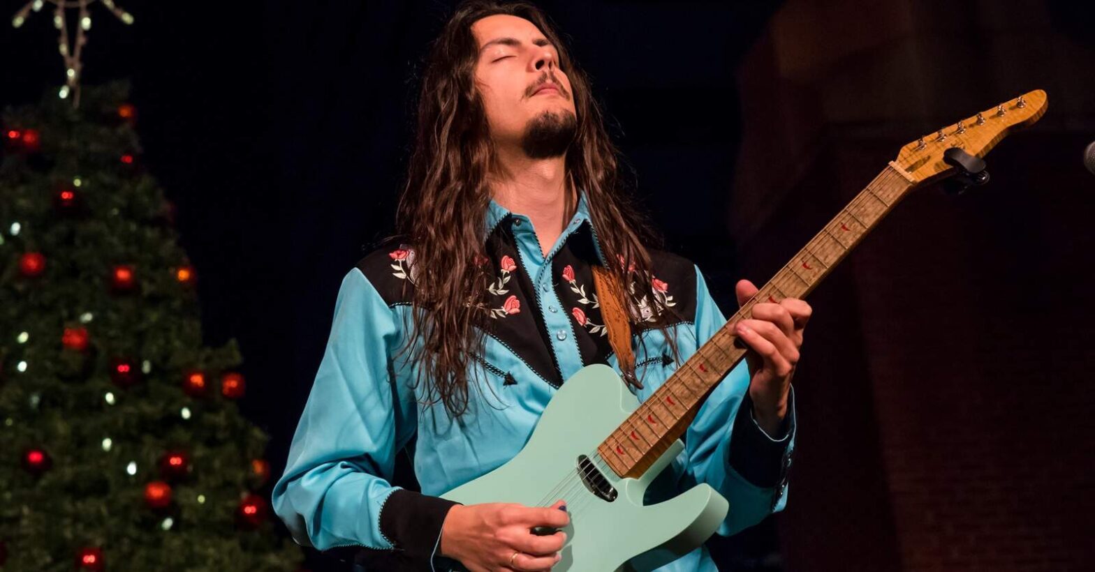 Palhetada híbrida: Matheus Canteri fala sobre chicken pickin à Guitarload